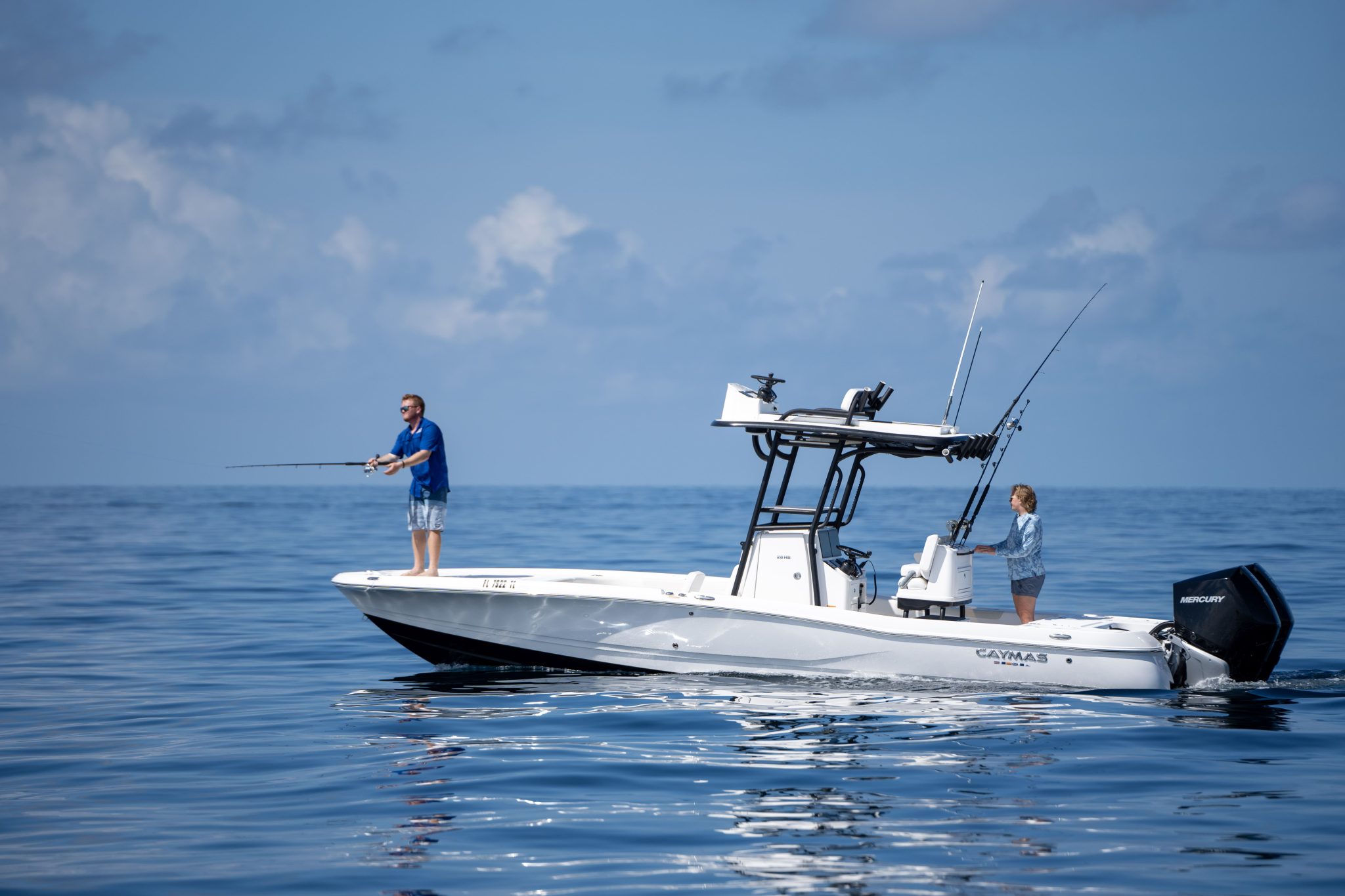 28 HB – Caymas Boats