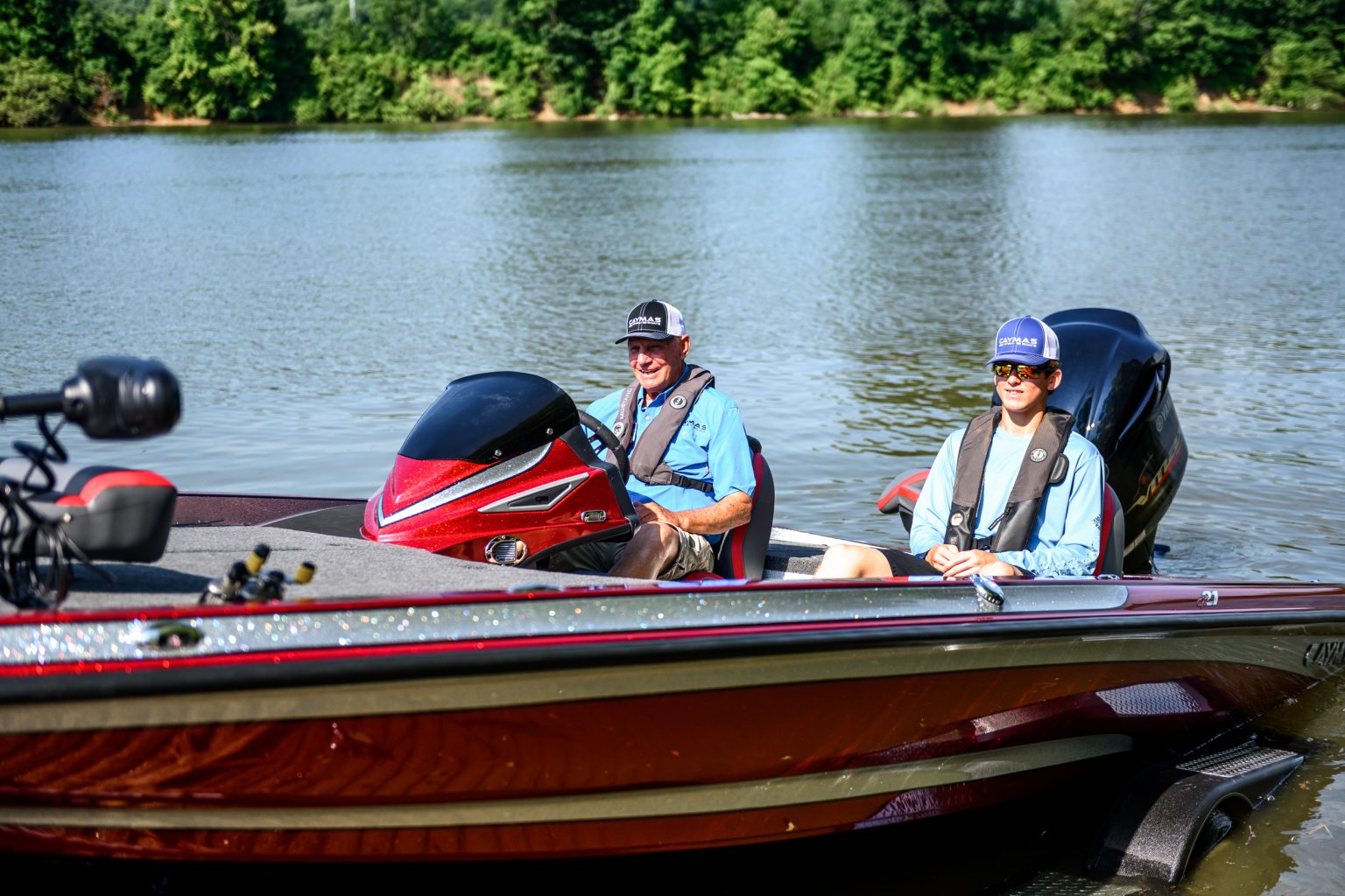 CX 21 - Caymas Boats