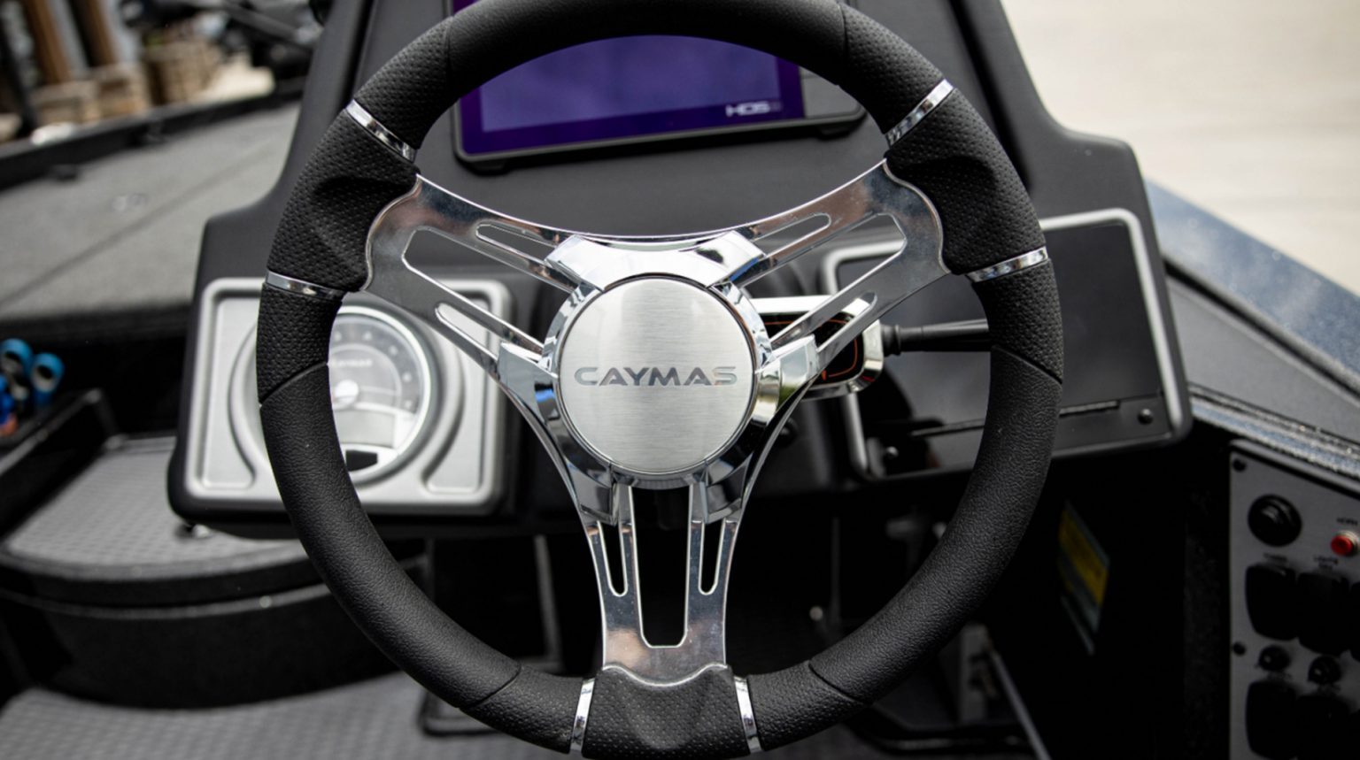 CX 19 – Caymas Boats